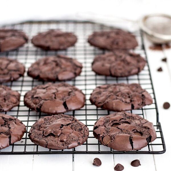 Flourless Chocolate Cookies - As Easy As Apple Pie