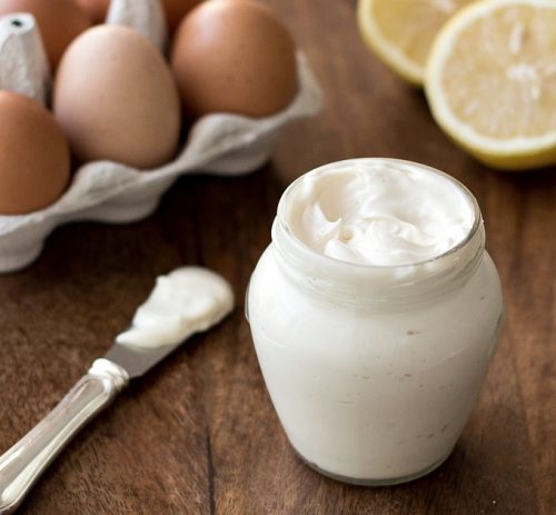 Homemade Mayonnaise in 30 Seconds - As Easy As Apple Pie