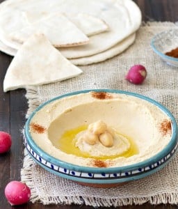 Homemade Lebanese Hummus - As Easy As Apple Pie
